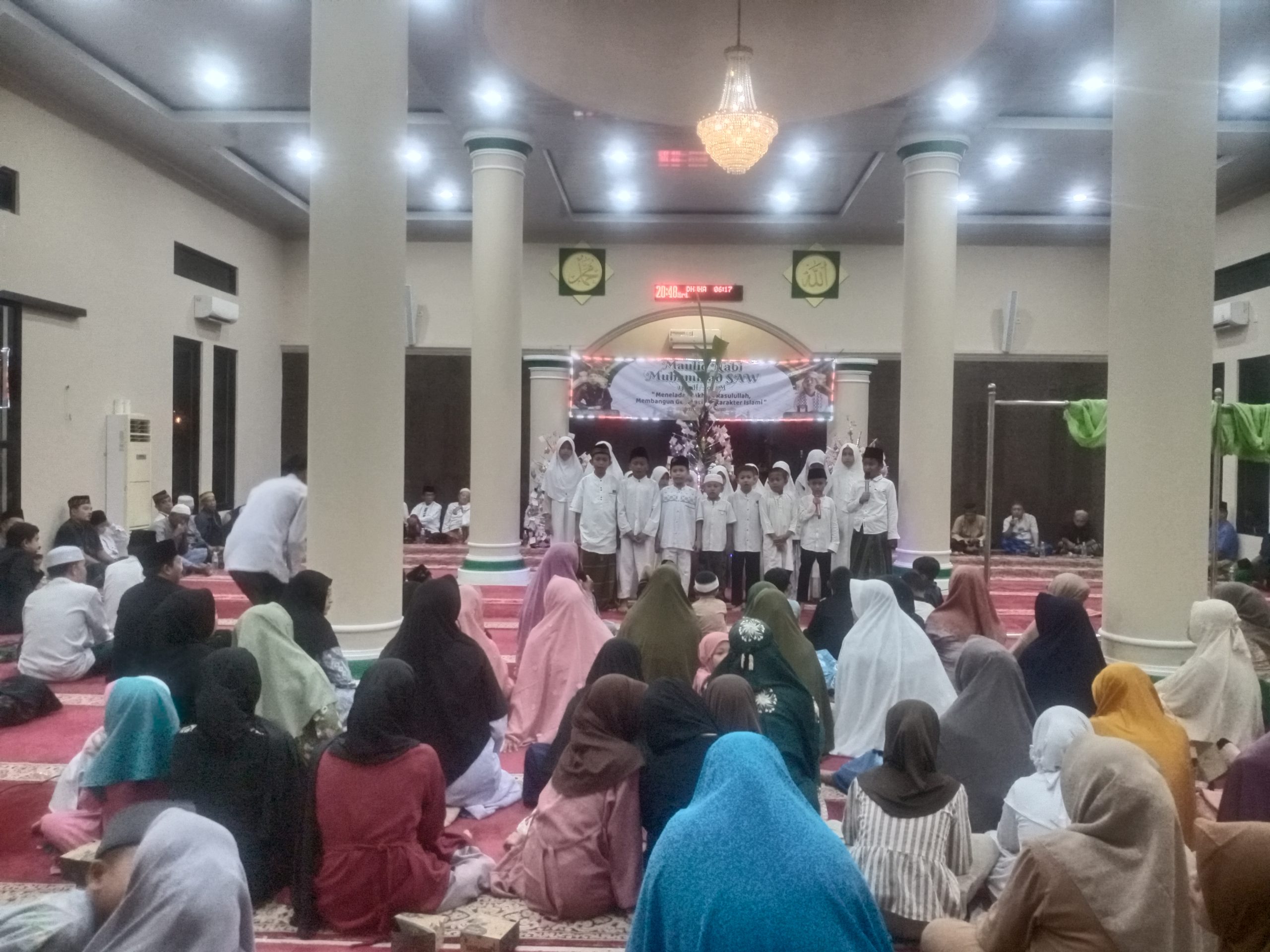 Syahdu Maulid Nabi di Masjid Istiqomah Gunung Agung, Wali Kota Eva Ajak ...