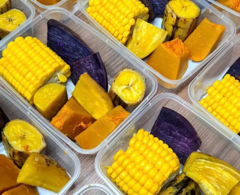 Masyarakat Tingkatkan Gaya Hidup Sehat, Pedagang Menu Kukusan di ...